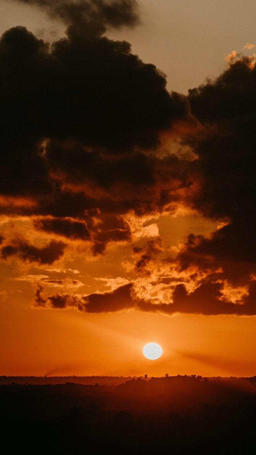 Kumpulan 10+ Wallpaper Awan Aesthetic, Portrait Kualitas HD