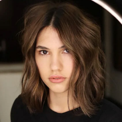 25+ Model Rambut Pendek Wanita Sesuai Bentuk Wajah Terbaru 2024