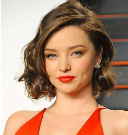 25+ Model Rambut Pendek Wanita Sesuai Bentuk Wajah Terbaru 2024